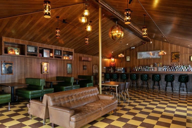 Bar - The Dive Motel